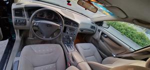 Green Volvo S60 2002 in Tallinn, with an engine capacity of 2.40 L and mileage of 451 thousand km for 1699 €, photo 4 on AUTOMOTO.COM.LV