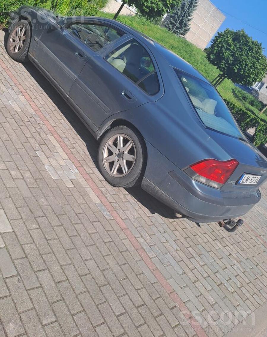 Zaļš Volvo S60 2003 Jēkabpils, ar dzinēja tilpumu 2.40 L un nobraukumu 0 tūkst. km par 1700 €, foto 1 vietnē AUTOMOTO.COM.LV