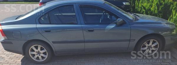 Zaļš Volvo S60 2003 Jēkabpils, ar dzinēja tilpumu 2.40 L un nobraukumu 0 tūkst. km par 1700 €, foto 3 vietnē AUTOMOTO.COM.LV