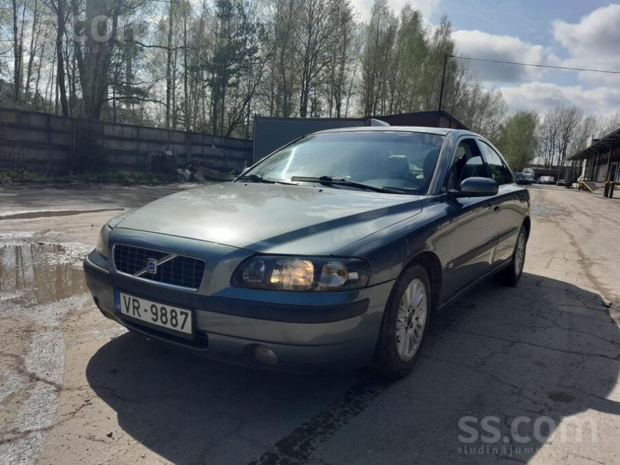 Zaļš Volvo S60 2004 Rīga, ar dzinēja tilpumu 2.40 L un nobraukumu 0 tūkst. km par 1790 €, foto 6 vietnē AUTOMOTO.COM.LV