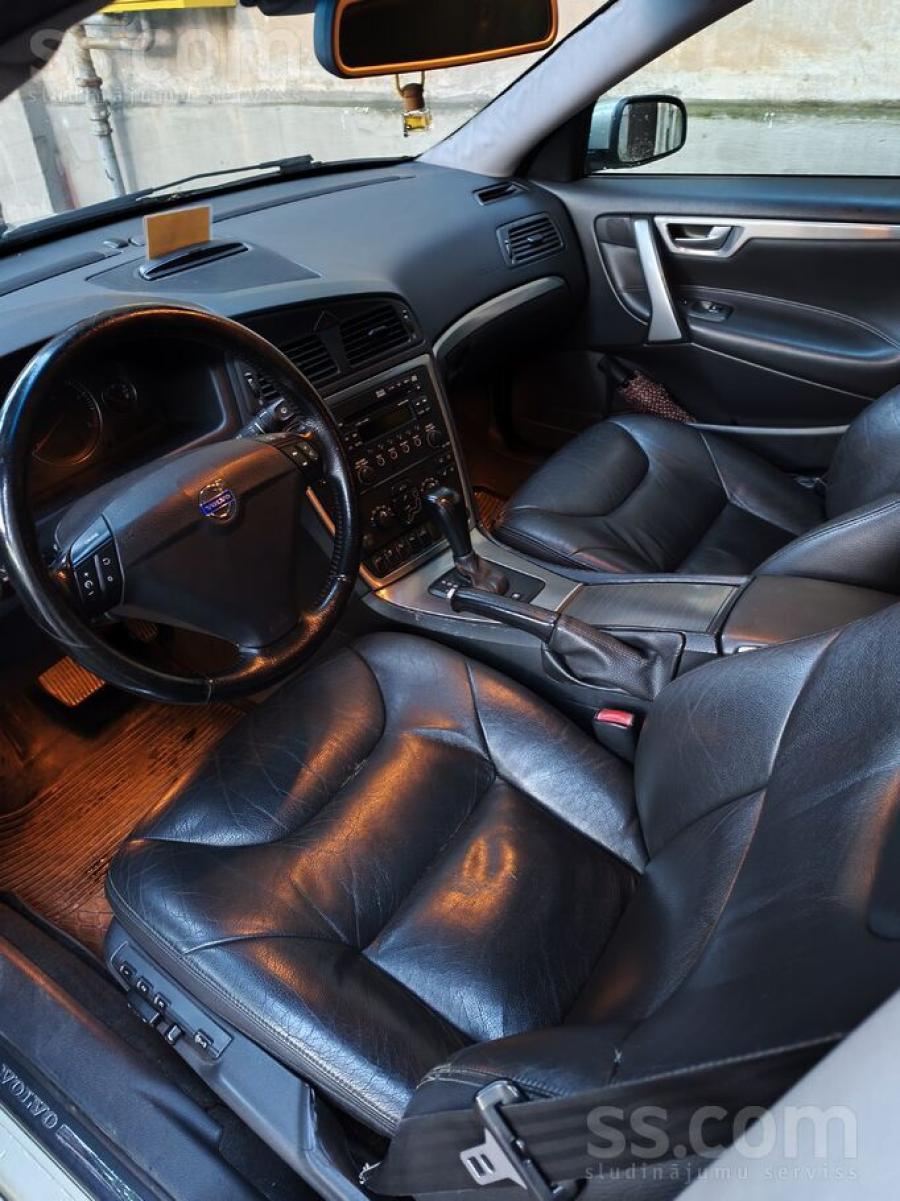 Zaļš Volvo S60 2004 Daugavpils, ar dzinēja tilpumu 2.40 L un nobraukumu 221 tūkst. km par 1950 €, foto 11 vietnē AUTOMOTO.COM.LV