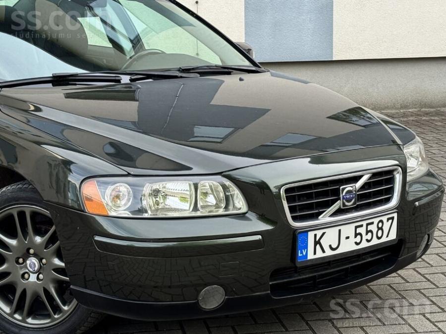 Zaļš Volvo S60 2007 Jelgava, ar dzinēja tilpumu 2.40 L un nobraukumu 0 tūkst. km par 1450 €, foto 9 vietnē AUTOMOTO.COM.LV