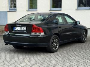 Zaļš Volvo S60 2007 Jelgava, ar dzinēja tilpumu 2.40 L un nobraukumu 0 tūkst. km par 1450 €, foto 10 vietnē AUTOMOTO.COM.LV