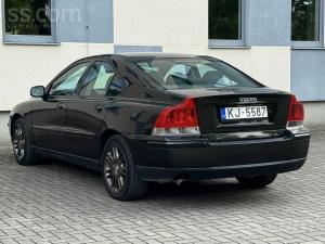 Zaļš Volvo S60 2007 Jelgava, ar dzinēja tilpumu 2.40 L un nobraukumu 0 tūkst. km par 1450 €, foto 11 vietnē AUTOMOTO.COM.LV