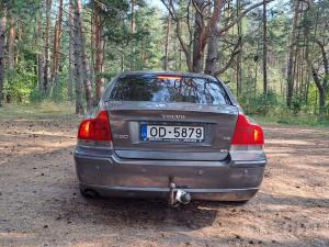 Zaļš Volvo S60 2008 Daugavpils, ar dzinēja tilpumu 2.40 L un nobraukumu 292 tūkst. km par 2350 €, foto 10 vietnē AUTOMOTO.COM.LV