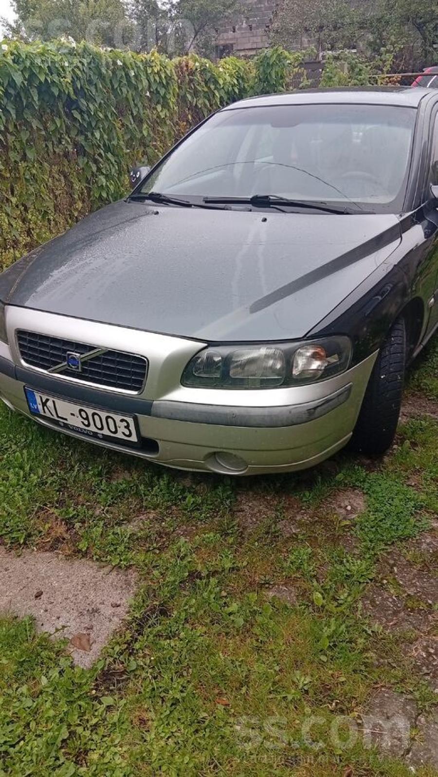 Pelēks Volvo S60 2003 Jelgava, ar dzinēja tilpumu 2.40 L un nobraukumu 358 tūkst. km par 1200 €, foto 3 vietnē AUTOMOTO.COM.LV