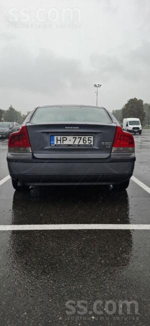 Grey Volvo S60 2003 in Riga, with an engine capacity of 2.40 L and mileage of 0 thousand km for 1300 €, photo 3 on AUTOMOTO.COM.LV