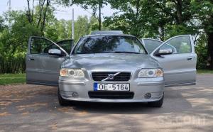 Серый Вольво С60 2009 в Юрмала, объемом двигателя 2.40 л и пробегом 391 тыс. км за 3824 €, фото 8 на AUTOMOTO.COM.LV