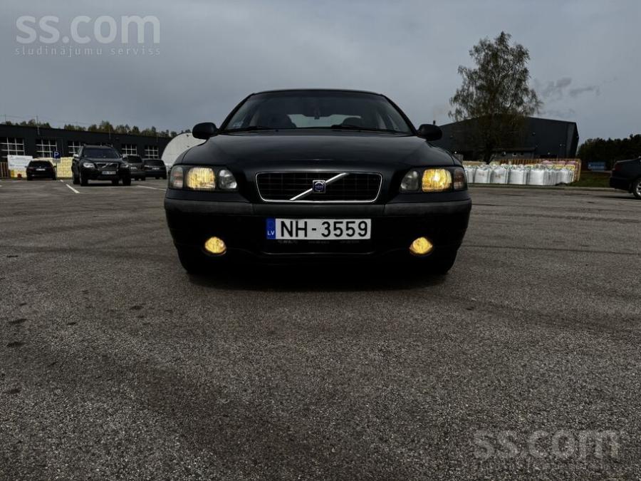 Grey Volvo S60 2001 in Riga, with an engine capacity of 2.40 L and mileage of 511 thousand km for 1700 €, photo 17 on AUTOMOTO.COM.LV