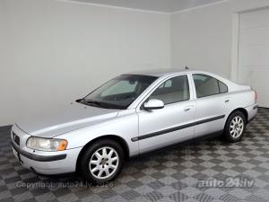 Pelēks Volvo S60 2001 Tallina, ar dzinēja tilpumu 2.40 L un nobraukumu 343 tūkst. km par 599 €, foto 3 vietnē AUTOMOTO.COM.LV