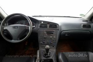 Pelēks Volvo S60 2001 Tallina, ar dzinēja tilpumu 2.40 L un nobraukumu 343 tūkst. km par 599 €, foto 6 vietnē AUTOMOTO.COM.LV