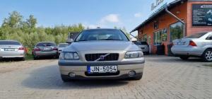 Pelēks Volvo S60 2001 Valmiera, ar dzinēja tilpumu 2.40 L un nobraukumu 490 tūkst. km par 700 €, foto 9 vietnē AUTOMOTO.COM.LV