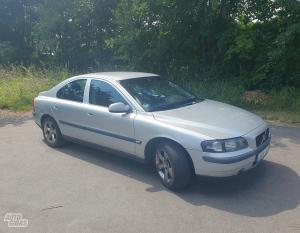 Pelēks Volvo S60 2001 Viļņa, ar dzinēja tilpumu 2.40 L un nobraukumu 392 tūkst. km par 1200 €, foto 6 vietnē AUTOMOTO.COM.LV
