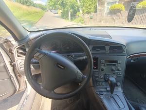 Pelēks Volvo S60 2001 Viļņa, ar dzinēja tilpumu 2.40 L un nobraukumu 392 tūkst. km par 1200 €, foto 11 vietnē AUTOMOTO.COM.LV