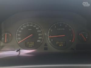 Pelēks Volvo S60 2001 Viļņa, ar dzinēja tilpumu 2.40 L un nobraukumu 392 tūkst. km par 1200 €, foto 12 vietnē AUTOMOTO.COM.LV