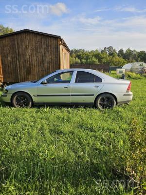 Pelēks Volvo S60 2001 Rīga, ar dzinēja tilpumu 2.40 L un nobraukumu 411 tūkst. km par 550 €, foto 8 vietnē AUTOMOTO.COM.LV