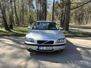 Grey Volvo S60 2001 in Riga, with an engine capacity of 2.40 L and mileage of 311 thousand km for 1600 €, photo 8 on AUTOMOTO.COM.LV