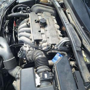 Pelēks Volvo S60 2001 Alīta, ar dzinēja tilpumu 2.44 L un nobraukumu 280 tūkst. km par 1100 €, foto 9 vietnē AUTOMOTO.COM.LV