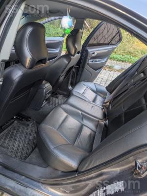 Pelēks Volvo S60 2002 Rīga, ar dzinēja tilpumu 2.40 L un nobraukumu 394 tūkst. km par 1100 €, foto 5 vietnē AUTOMOTO.COM.LV