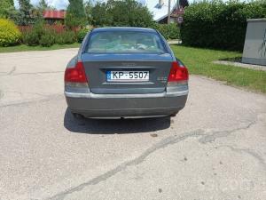 Pelēks Volvo S60 2002 Ogre, ar dzinēja tilpumu 2.40 L un nobraukumu 450 tūkst. km par 550 €, foto 5 vietnē AUTOMOTO.COM.LV