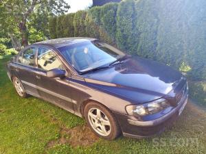 Pelēks Volvo S60 2002 Ogre, ar dzinēja tilpumu 2.40 L un nobraukumu 258 tūkst. km par 1700 €, foto 5 vietnē AUTOMOTO.COM.LV