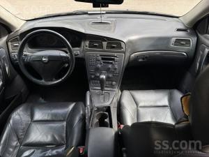 Pelēks Volvo S60 2002 Rīga, ar dzinēja tilpumu 2.40 L un nobraukumu 450 tūkst. km par 1290 €, foto 10 vietnē AUTOMOTO.COM.LV