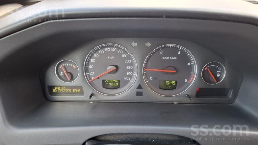 Pelēks Volvo S60 2002 Daugavpils, ar dzinēja tilpumu 2.40 L un nobraukumu 288 tūkst. km par 1200 €, foto 15 vietnē AUTOMOTO.COM.LV