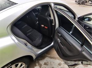 Grey Volvo S60 2002 in Riga, with an engine capacity of 2.40 L and mileage of 400 thousand km for 1250 €, photo 9 on AUTOMOTO.COM.LV
