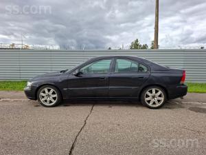 Grey Volvo S60 2002 in Riga, with an engine capacity of 2.40 L and mileage of 413 thousand km for 1350 €, photo 17 on AUTOMOTO.COM.LV