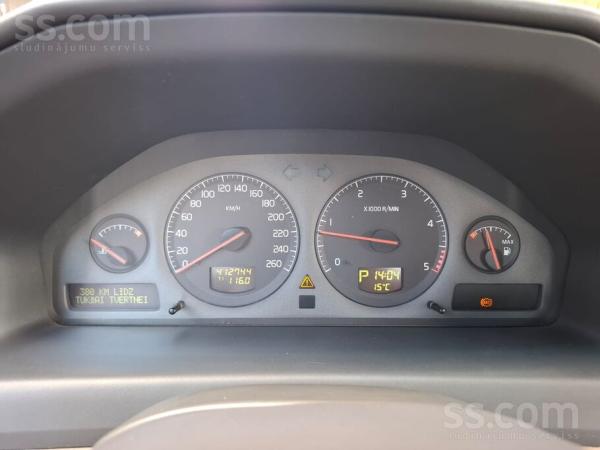 Grey Volvo S60 2002 in Riga, with an engine capacity of 2.40 L and mileage of 413 thousand km for 1350 €, photo 11 on AUTOMOTO.COM.LV