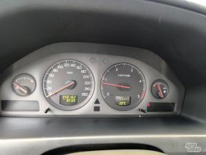 Серый Вольво С60 2002 в Каунас, объемом двигателя 2.40 л и пробегом 350 тыс. км за 950 €, фото 25 на AUTOMOTO.COM.LV