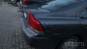 Pelēks Volvo S60 2002 Ogre, ar dzinēja tilpumu 2.50 L un nobraukumu 305 tūkst. km par 600 €, foto 4 vietnē AUTOMOTO.COM.LV