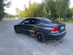 Pelēks Volvo S60 2003 Jūrmala, ar dzinēja tilpumu 2.40 L un nobraukumu 446 tūkst. km par 1900 €, foto 2 vietnē AUTOMOTO.COM.LV