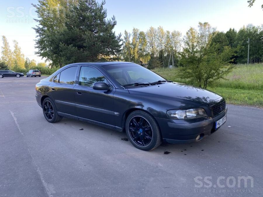 Pelēks Volvo S60 2003 Jūrmala, ar dzinēja tilpumu 2.40 L un nobraukumu 446 tūkst. km par 1900 €, foto 4 vietnē AUTOMOTO.COM.LV