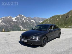 Pelēks Volvo S60 2003 Jūrmala, ar dzinēja tilpumu 2.40 L un nobraukumu 446 tūkst. km par 1900 €, foto 9 vietnē AUTOMOTO.COM.LV