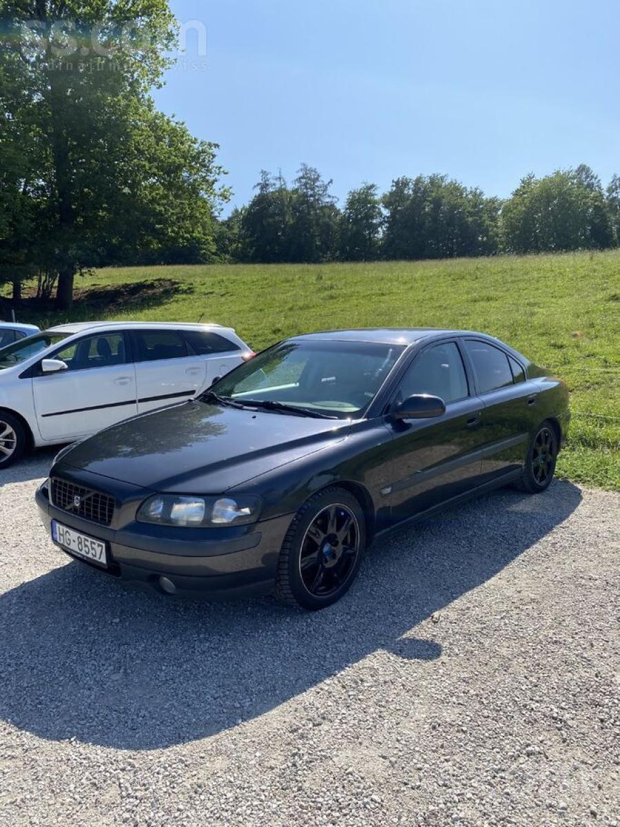 Pelēks Volvo S60 2003 Jūrmala, ar dzinēja tilpumu 2.40 L un nobraukumu 446 tūkst. km par 1900 €, foto 12 vietnē AUTOMOTO.COM.LV