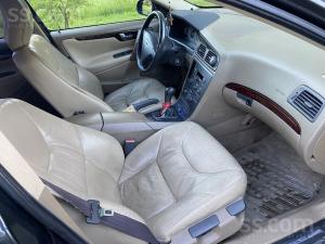 Pelēks Volvo S60 2003 Jūrmala, ar dzinēja tilpumu 2.40 L un nobraukumu 446 tūkst. km par 1900 €, foto 19 vietnē AUTOMOTO.COM.LV