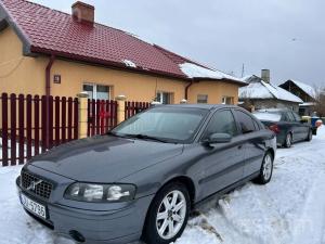 Grey Volvo S60 2003 in Jelgava, with an engine capacity of 2.40 L and mileage of 0 thousand km for 1400 €, photo  on AUTOMOTO.COM.LV