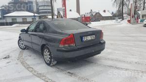 Pelēks Volvo S60 2003 Jelgava, ar dzinēja tilpumu 2.40 L un nobraukumu 0 tūkst. km par 1150 €, foto 4 vietnē AUTOMOTO.COM.LV