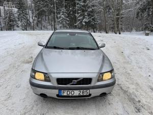 Grey Volvo S60 2003 in Alytus, with an engine capacity of 2.40 L and mileage of 415 thousand km for 1150 €, photo 8 on AUTOMOTO.COM.LV