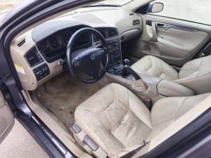 Pelēks Volvo S60 2003 Tauragė, ar dzinēja tilpumu 2.40 L un nobraukumu 473 tūkst. km par 1650 €, foto 8 vietnē AUTOMOTO.COM.LV