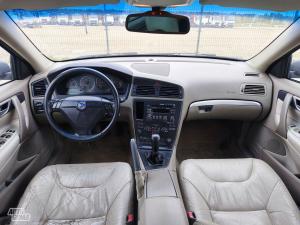Pelēks Volvo S60 2003 Tauragė, ar dzinēja tilpumu 2.40 L un nobraukumu 473 tūkst. km par 1650 €, foto 10 vietnē AUTOMOTO.COM.LV