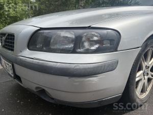 Серый Вольво С60 2003 в Юрмала, объемом двигателя 2.40 л и пробегом 336 тыс. км за 1300 €, фото 7 на AUTOMOTO.COM.LV