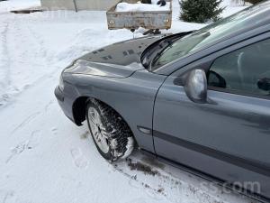 Pelēks Volvo S60 2003 Rīga, ar dzinēja tilpumu 2.40 L un nobraukumu 323 tūkst. km par 1650 €, foto 4 vietnē AUTOMOTO.COM.LV