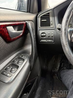 Pelēks Volvo S60 2003 Rīga, ar dzinēja tilpumu 2.40 L un nobraukumu 323 tūkst. km par 1650 €, foto 11 vietnē AUTOMOTO.COM.LV