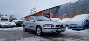 Серый Вольво С60 2003 в Валмиера, объемом двигателя 2.40 л и пробегом 306 тыс. км за 1700 €, фото  на AUTOMOTO.COM.LV