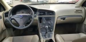 Grey Volvo S60 2003 in Valmiera, with an engine capacity of 2.40 L and mileage of 354 thousand km for 1650 €, photo 10 on AUTOMOTO.COM.LV
