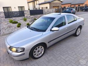Grey Volvo S60 2003 in Taurage, with an engine capacity of 2.40 L and mileage of 421 thousand km for 1450 €, photo  on AUTOMOTO.COM.LV