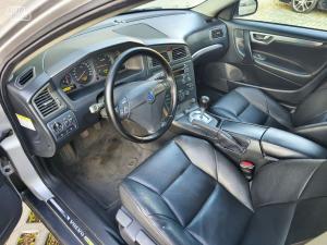 Grey Volvo S60 2003 in Taurage, with an engine capacity of 2.40 L and mileage of 421 thousand km for 1450 €, photo 10 on AUTOMOTO.COM.LV