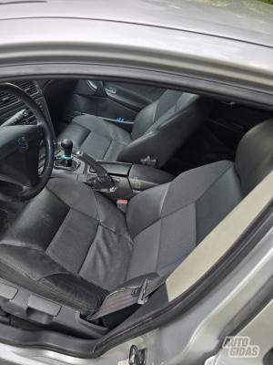 Grey Volvo S60 2003 in Klaipeda, with an engine capacity of 2.40 L and mileage of 35 thousand km for 1450 €, photo 10 on AUTOMOTO.COM.LV